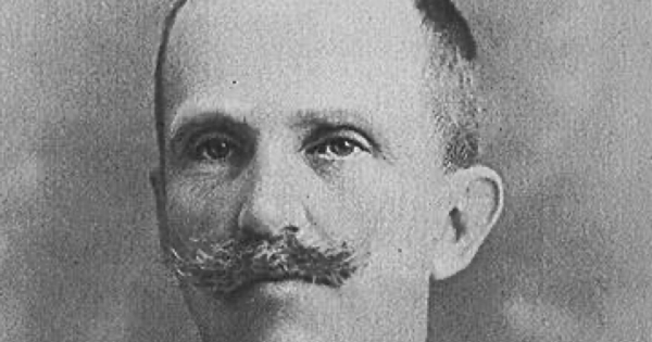 1943. július 25. | III. Viktor Emánuel leváltja Mussolinit